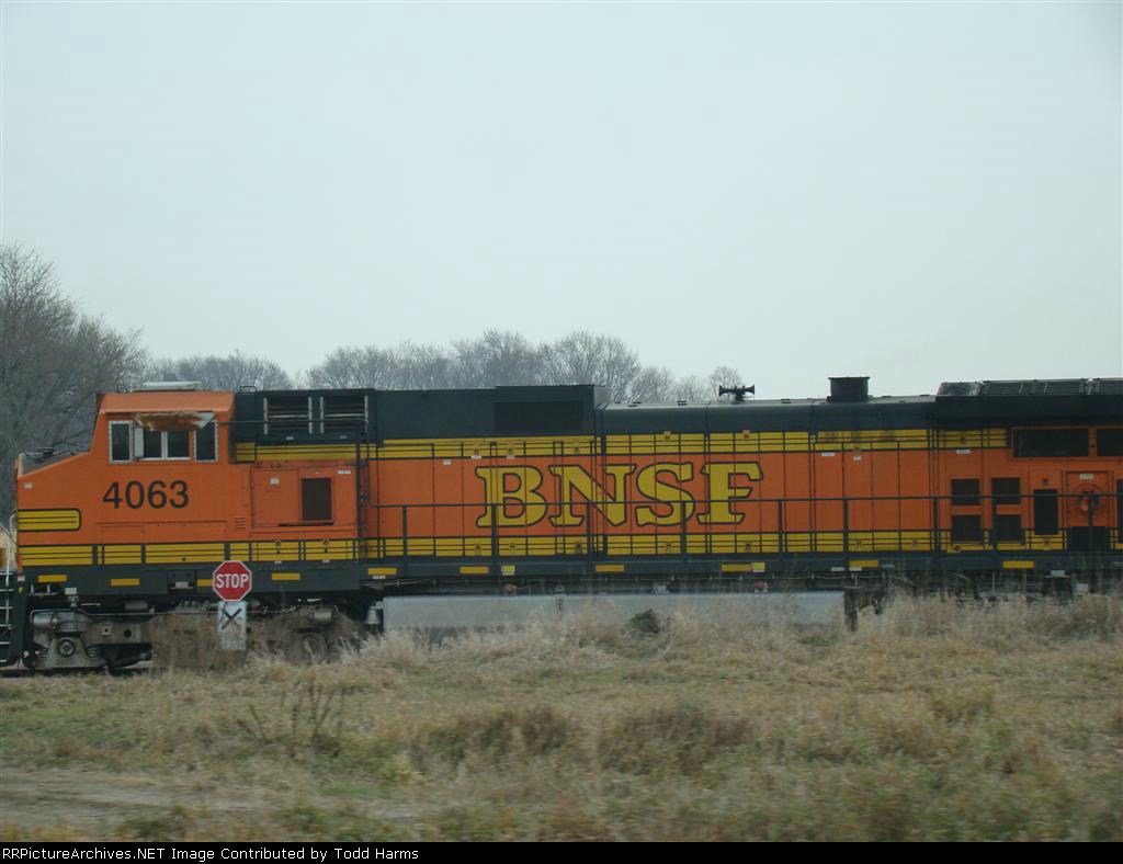 BNSF 4063